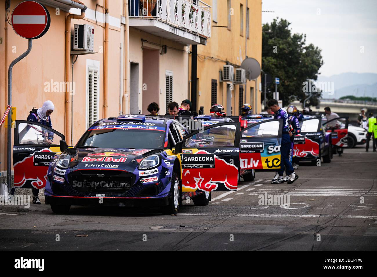 Sardegna, Italy. 06th June, 2025. Atmosphere In Olbia The Drive, They ...