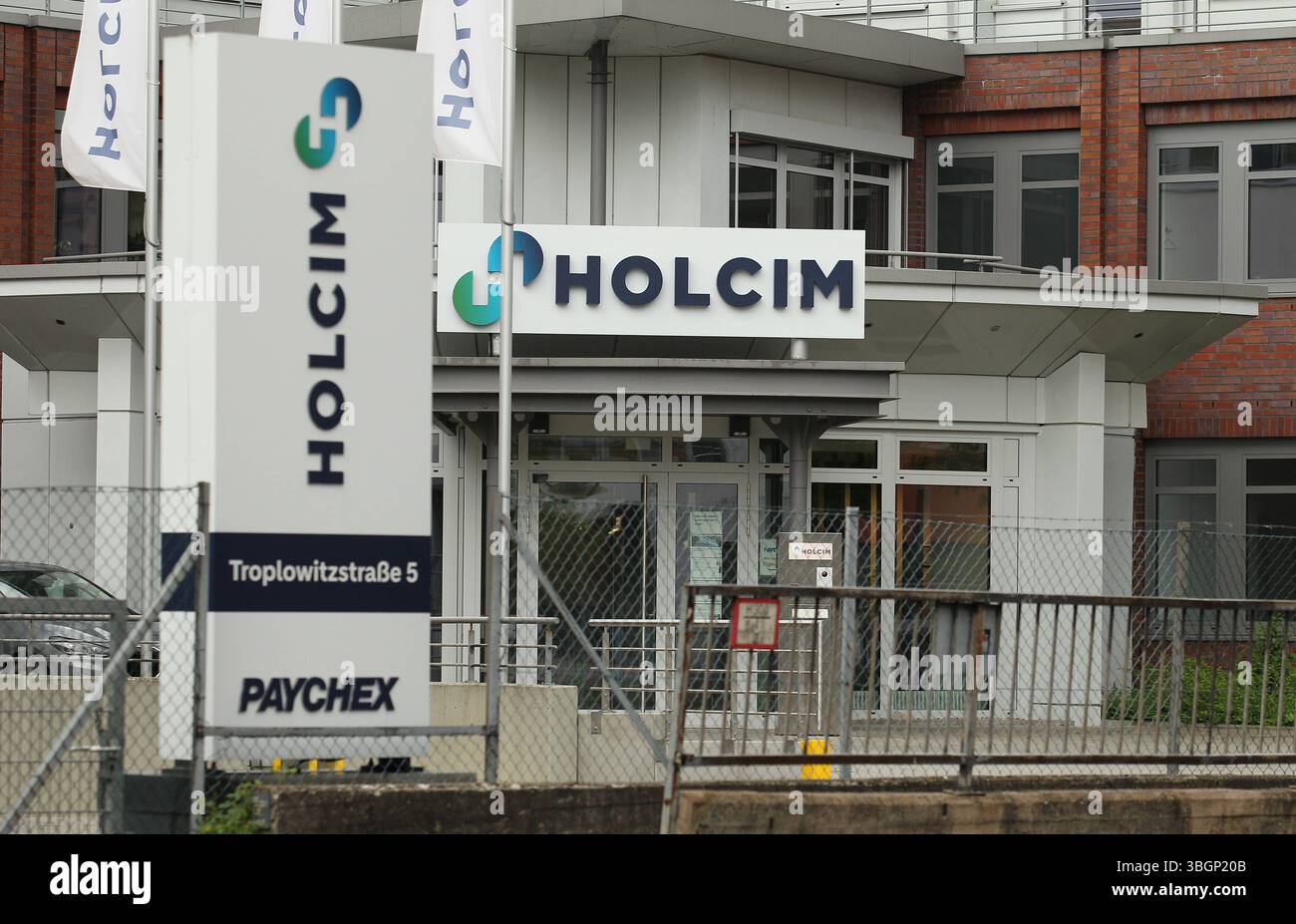 Sitz der Holcim AG in der Troplowitzstraße. Eppendorf Hamburg ...