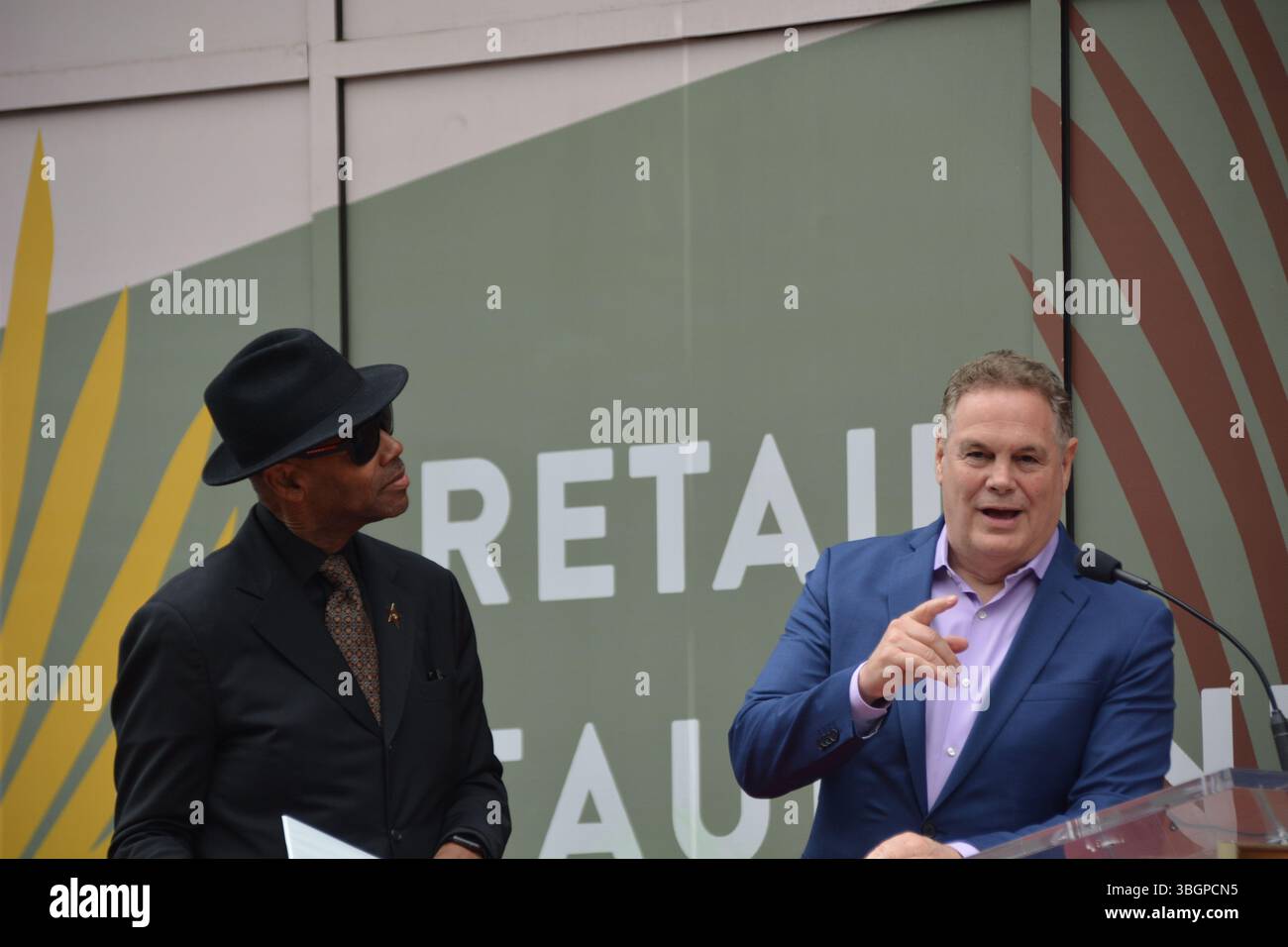 Music producer Jimmy Jam and Hollywood Chamber of Commerce’s Jerry ...