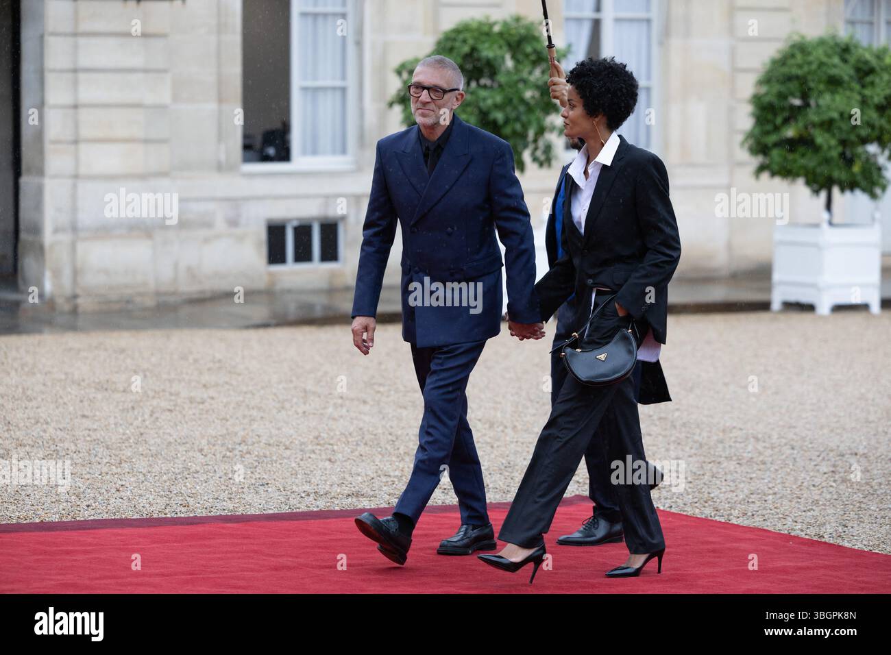 French actor Vincent Cassel and his partner Australian - Brazlian model ...