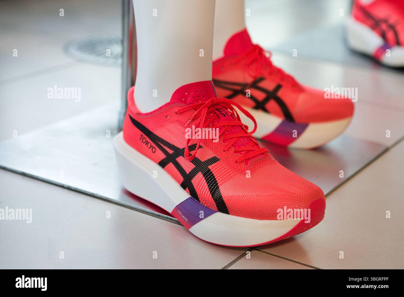 Wch design hi-res stock photography and images - Alamy