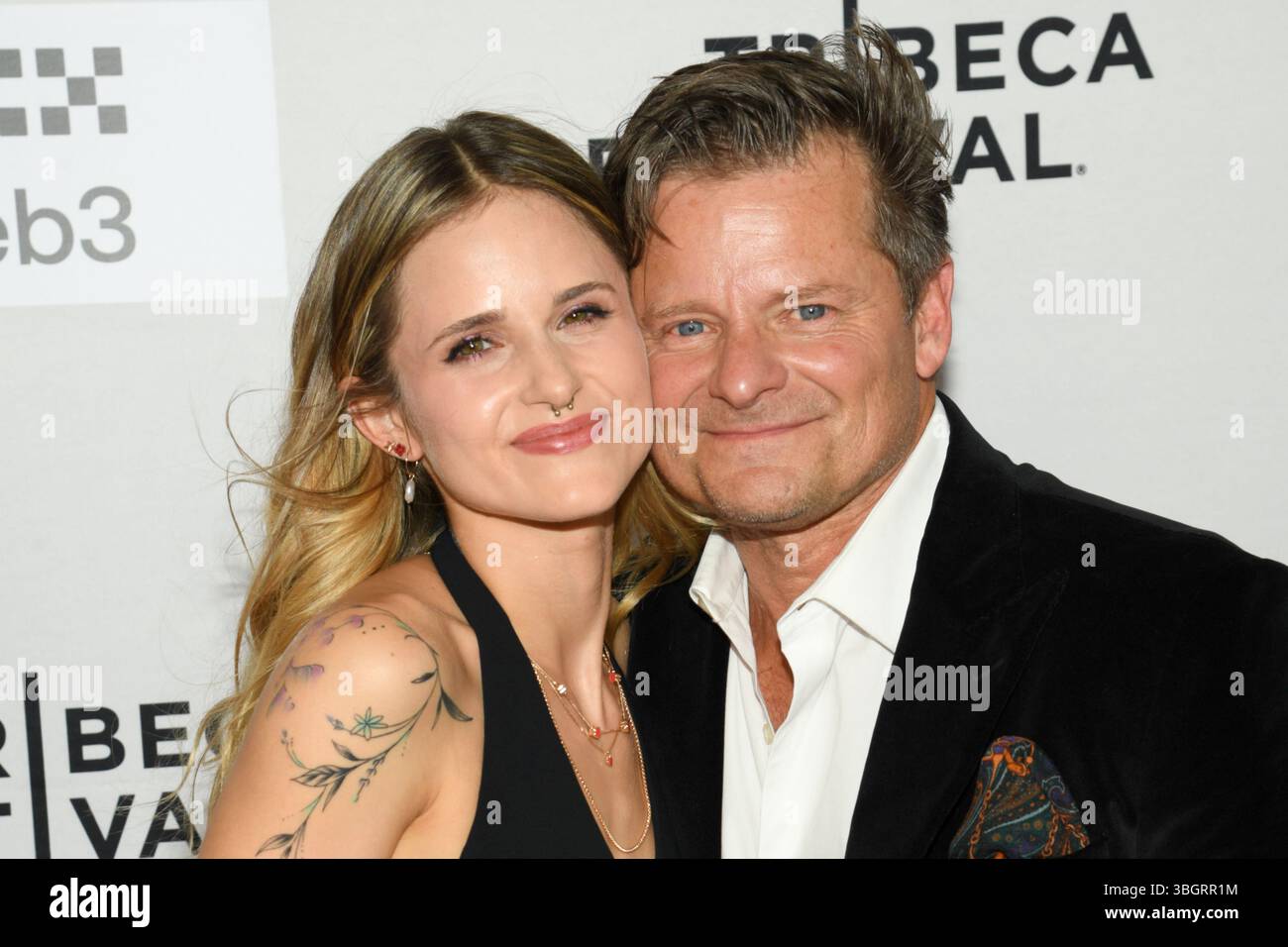 (L-R) Audrey Zahn and Steve Zahn attend "She Dances" premiere at ...