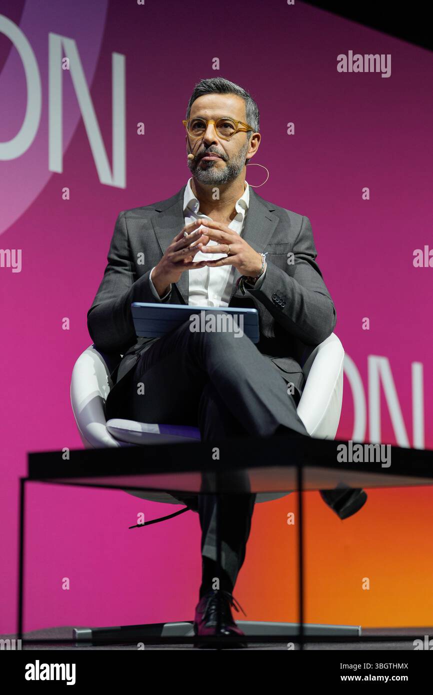 Pedro Benevides, Journalist, News Anchor, Deputy News Director at TVI ...