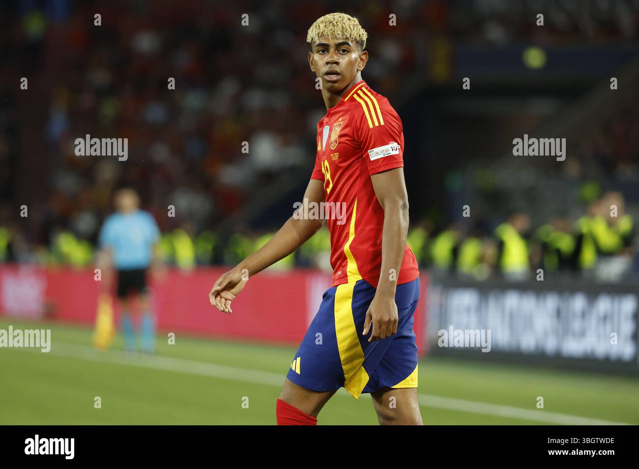 Lamine Yamal of Spain during the UEFA Nations League semifinal football ...