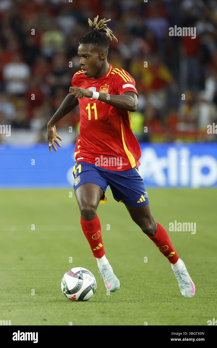 Nico Williams of Spain during the UEFA Nations League semifinal ...