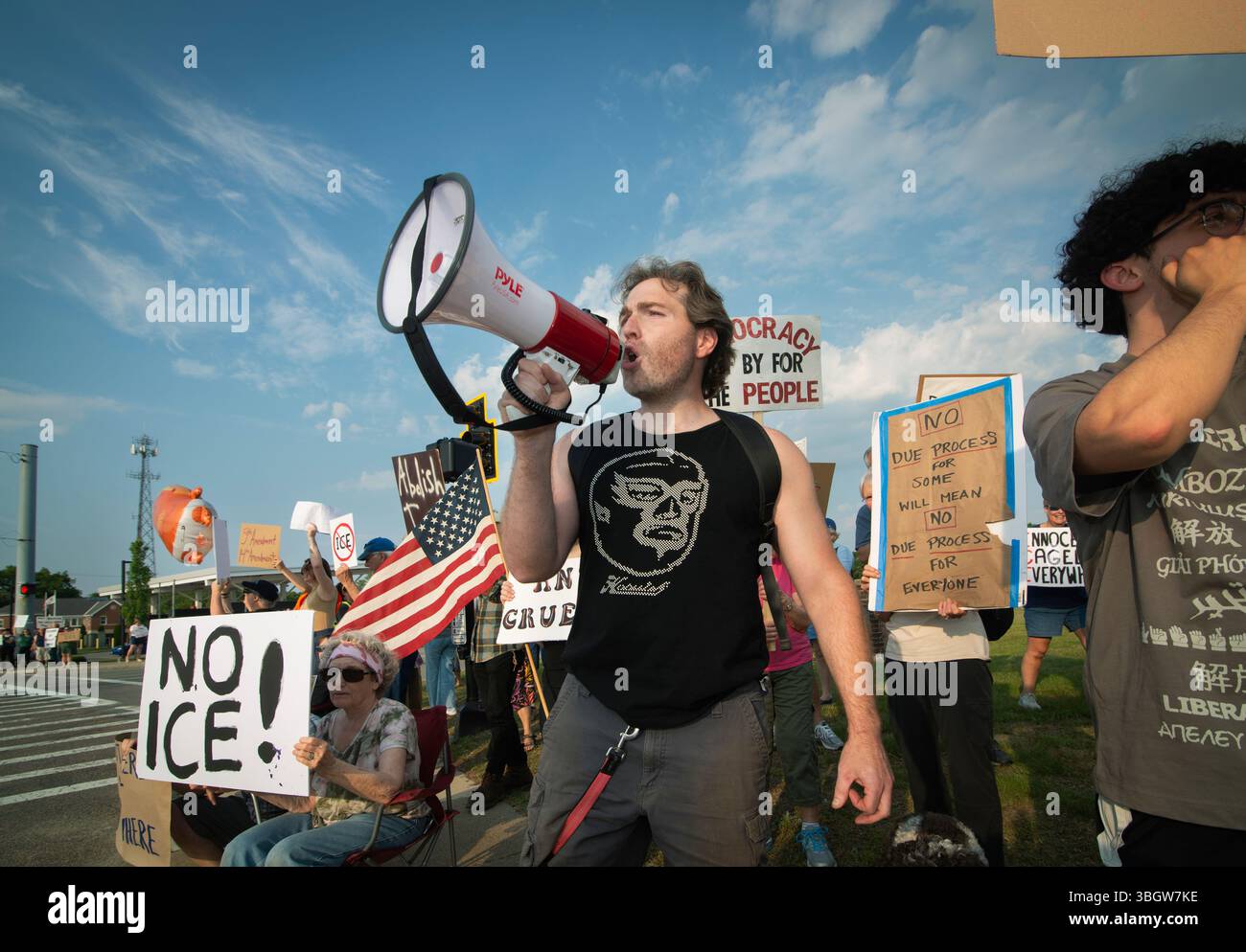 Anti-ICE demonstration, Plymouth, MA, USA. 5 June 2025. Hundreds of ...
