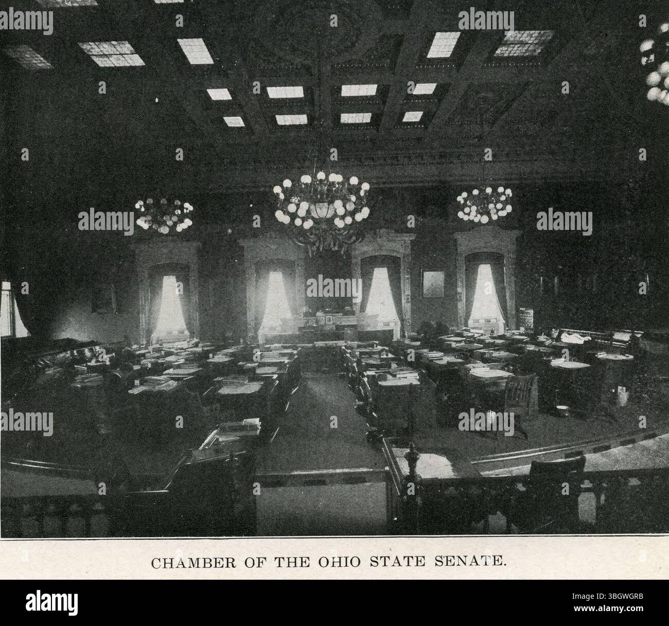 This black-and-white photograph from 1909 shows the interior of the ...