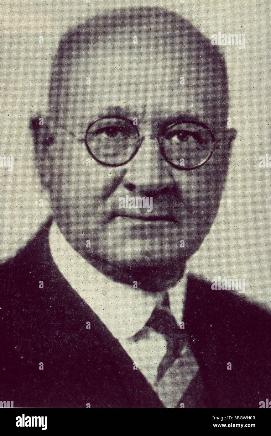 Robert henry day hi-res stock photography and images - Alamy