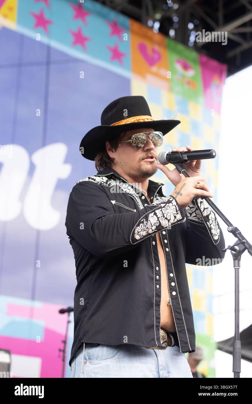 NASHVILLE, TENNESSEE - JUNE 5, 2025: Country singer Gavin Adcock ...