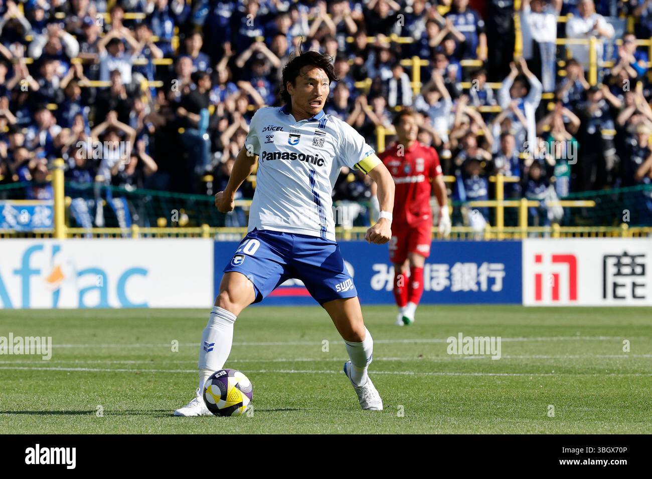 Shinnosuke Nakatani (Gamba), APRIL 6, 2025 - Football / Soccer : 2025 ...