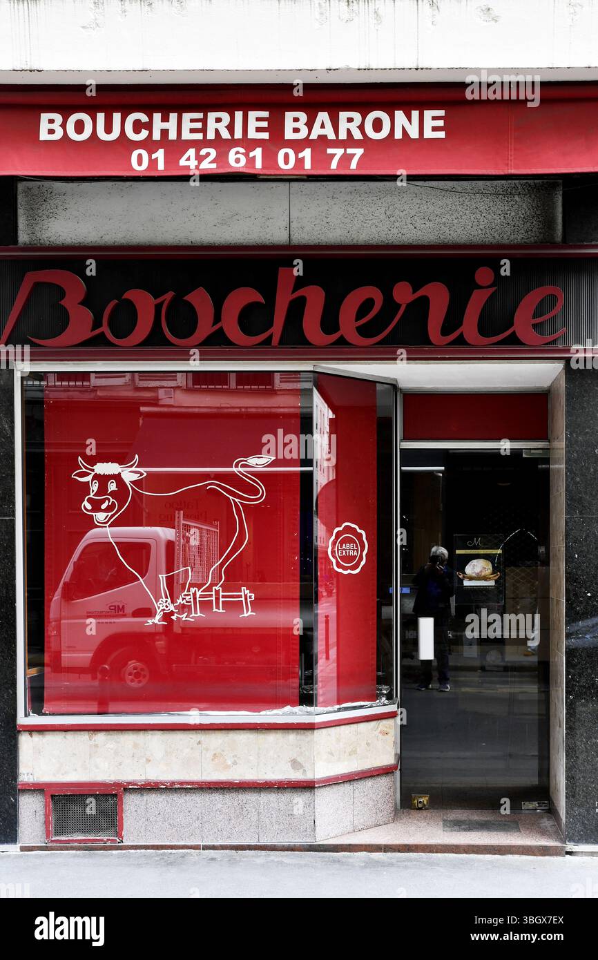 Butcher shop in street of Paris - France Stock Photo - Alamy