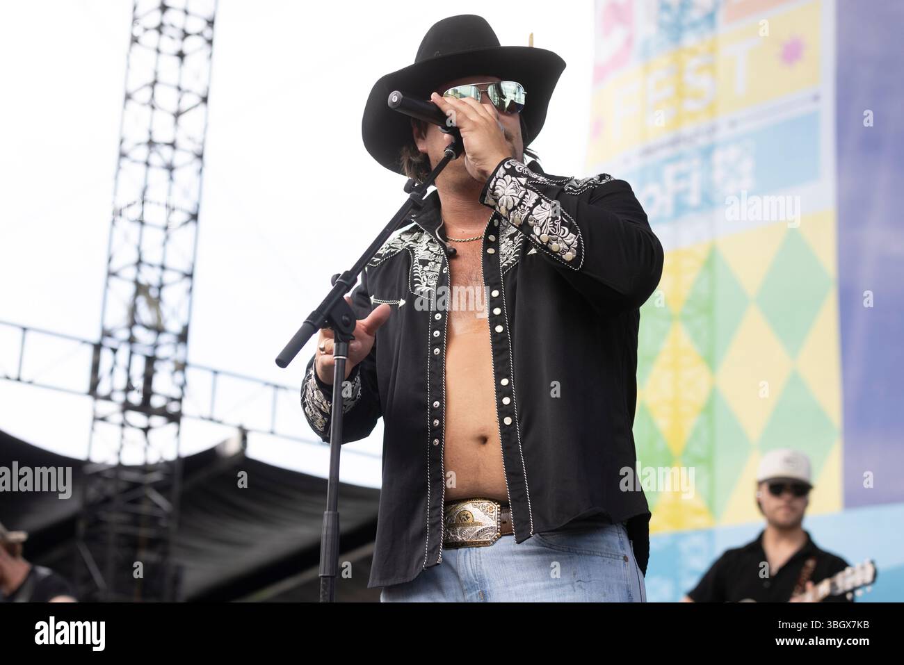 NASHVILLE, TENNESSEE - JUNE 5, 2025: Country singer Gavin Adcock ...