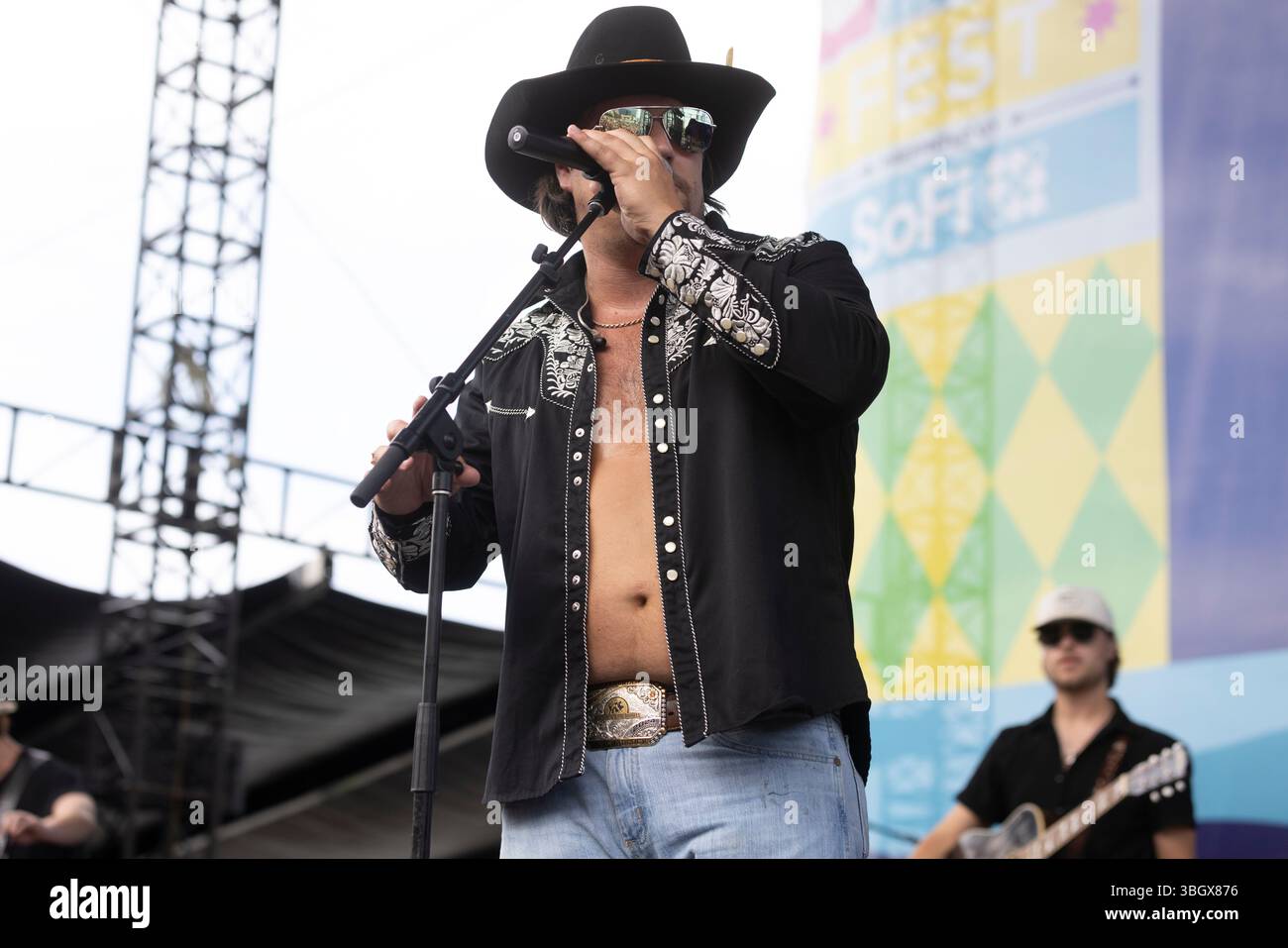 NASHVILLE, TENNESSEE - JUNE 5, 2025: Country singer Gavin Adcock ...