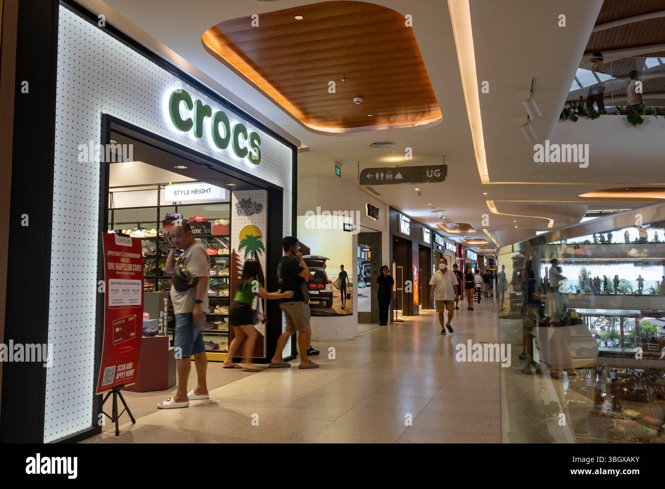 Bali, Indonesia - Dec 17, 2024: Icon Bali Mall in Bali. Busy shopping ...
