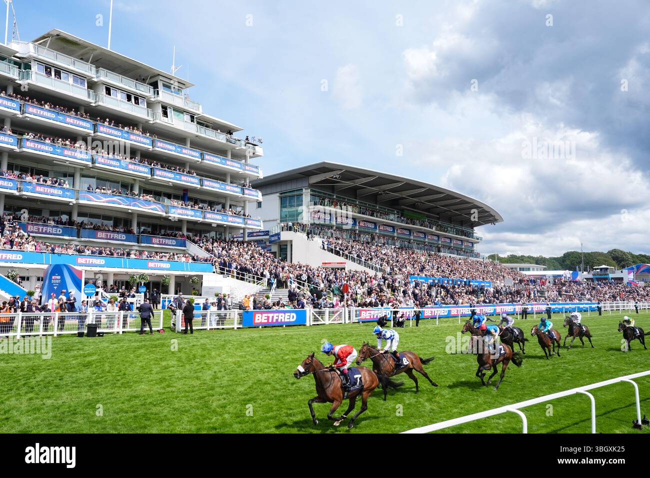 Epsom racecourse formal hi-res stock photography and images - Alamy