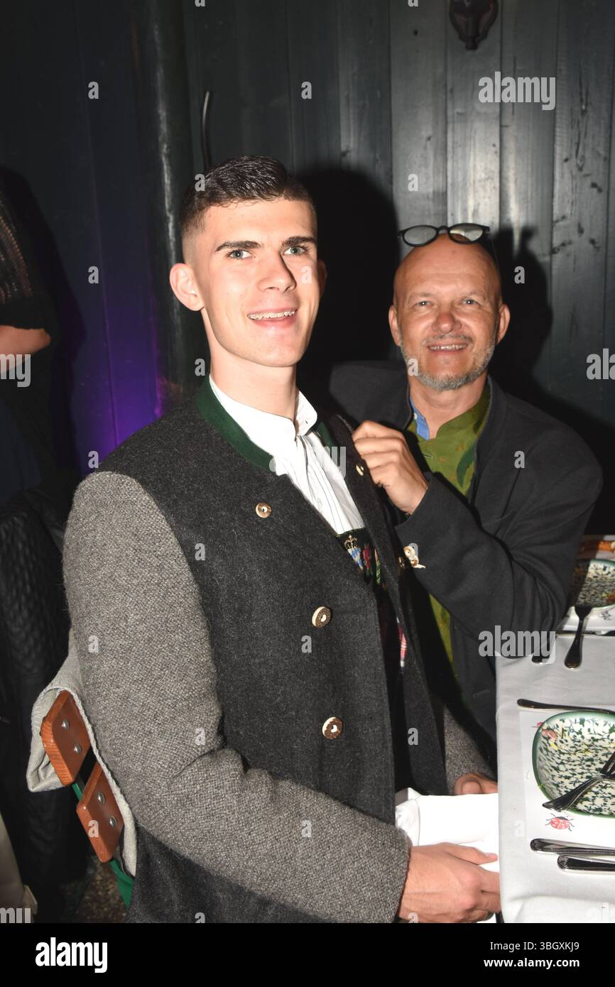 Ben Neumann Para Surf Weltmeister Dr. med Peter Neumann Dermatologe ...