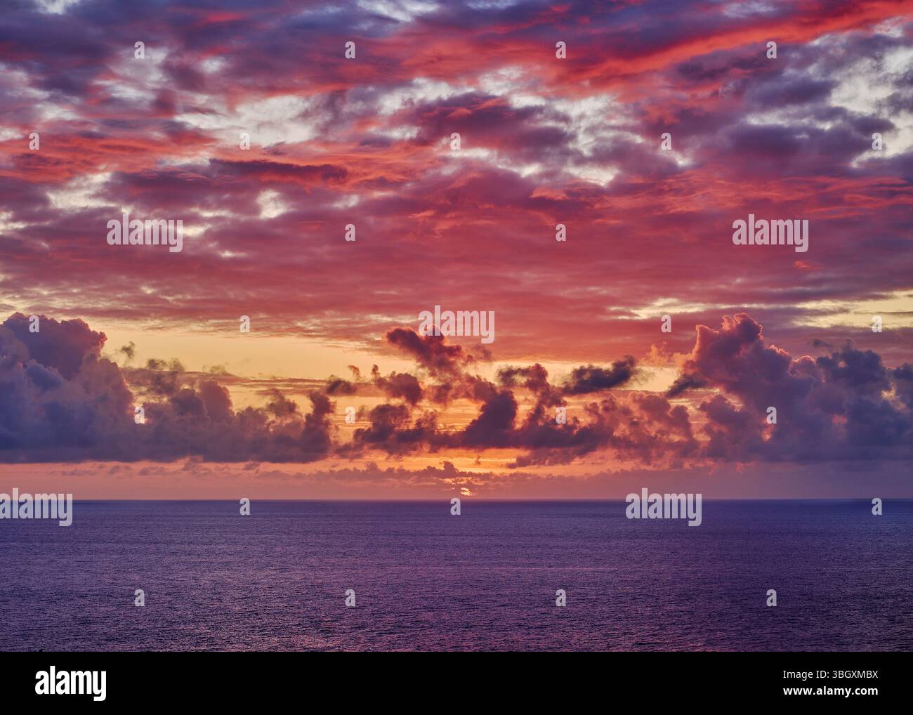 Colors of sunsets hi-res stock photography and images - Alamy