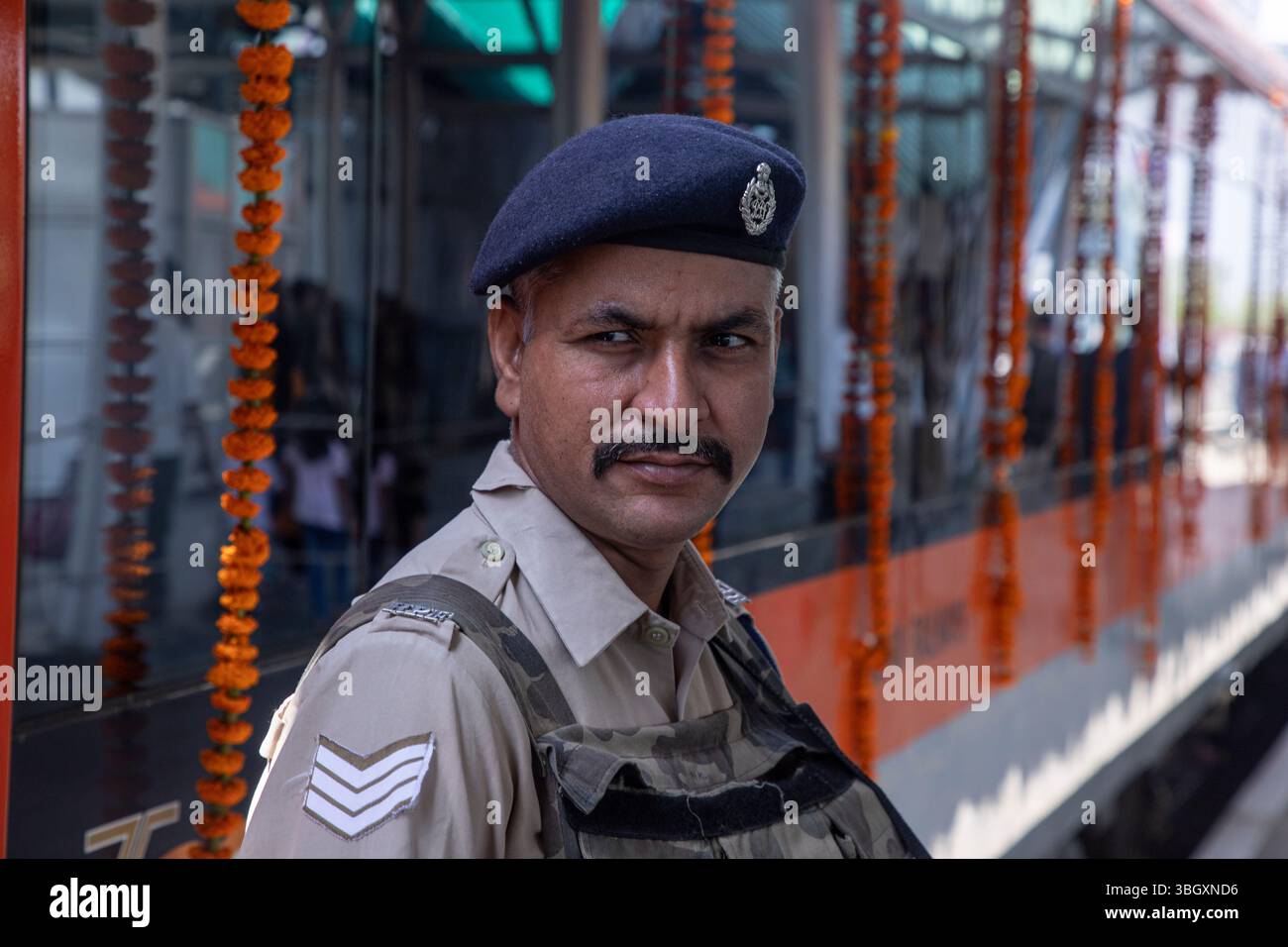 Srinagar, Jammu And Kashmir, India. 6th June, 2025. An Indian security ...