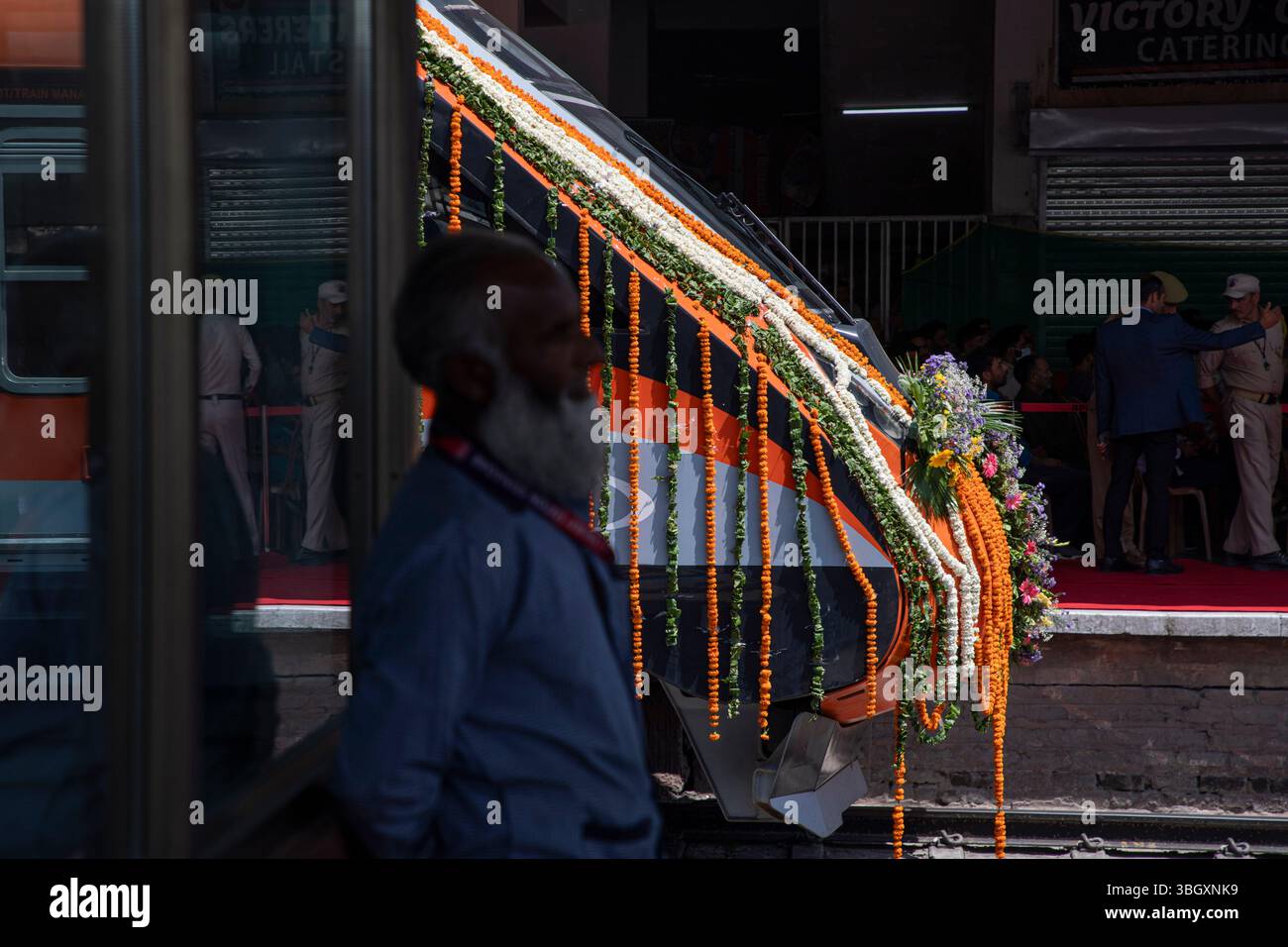 Srinagar, Jammu And Kashmir, India. 6th June, 2025. A Railyway official ...