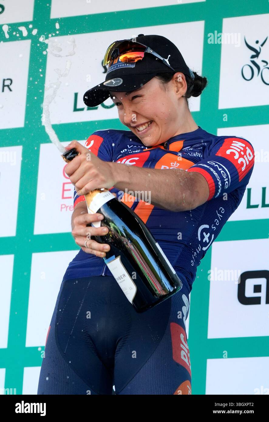 Mara Roldan of Team Picnic PostNL celebrates on the podium after ...