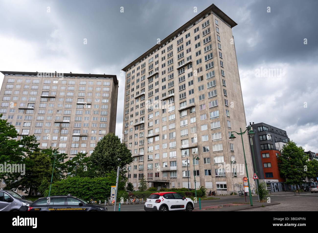 Run down social housing blocks at the Beekkant borrow in Molenbeek ...