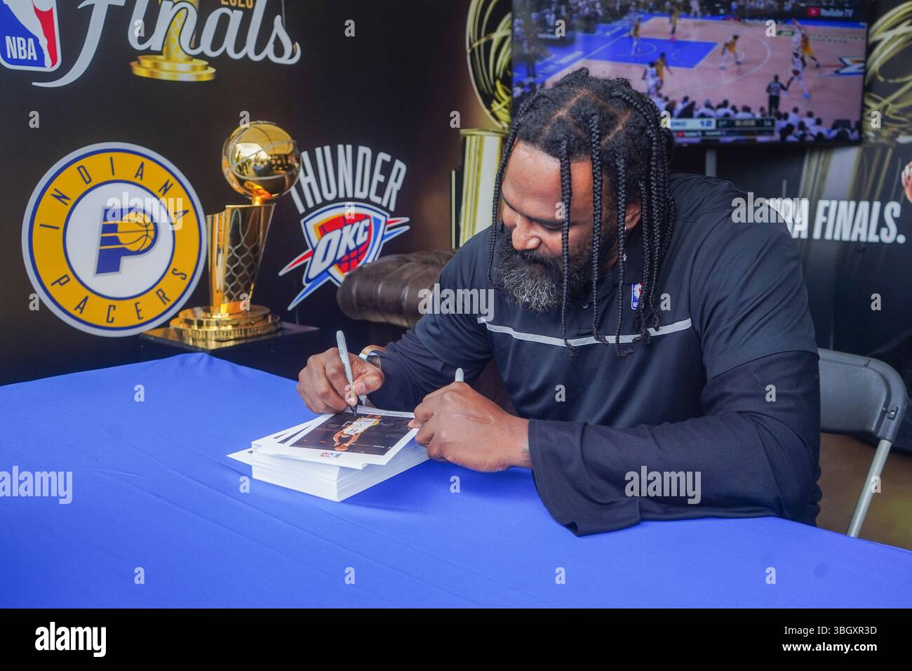 Trafalgar Square London, UK. 6 June 2025 . Former NBA star Ronny Turiaf ...