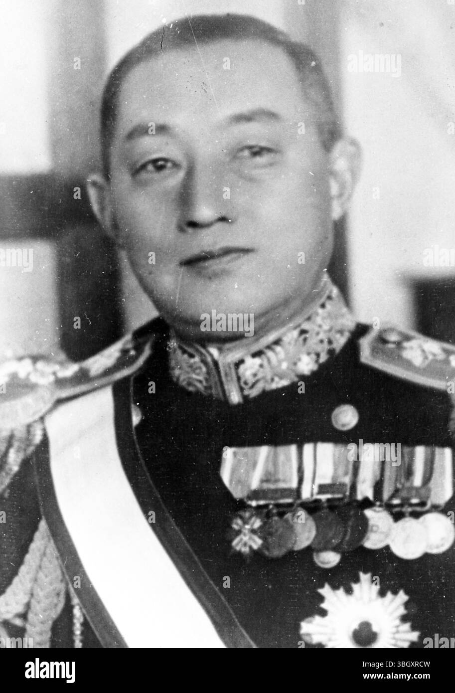 Vice Admiral Mitsumasa Yonai - Navy Minister in the New Japanese ...