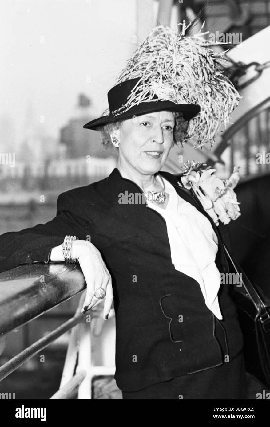 Mrs Cobina Wright, New York socialite shown on the deck of the SS ...