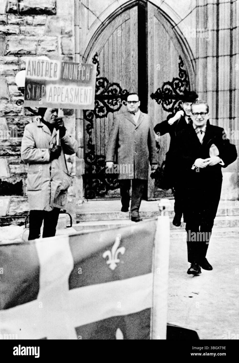 Protest in cold Black and White Stock Photos & Images - Alamy