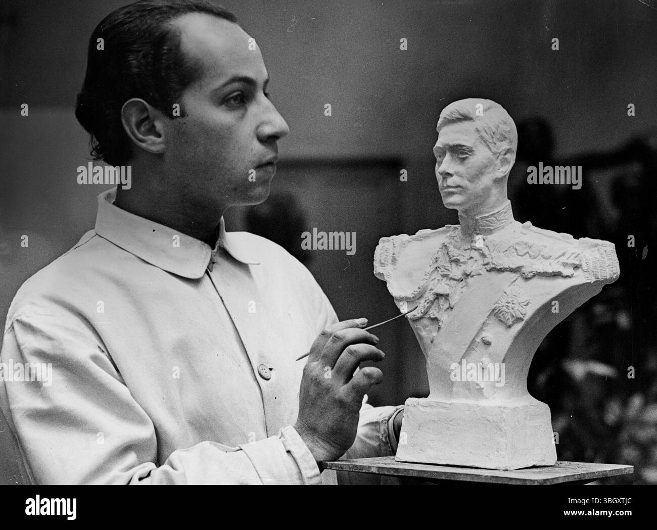 Mr Felix Weiss - Austrian sculptor at work on his bust of King George ...