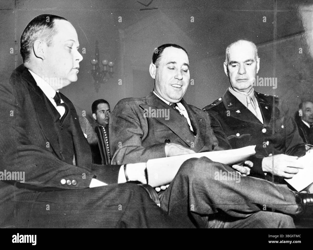 Major-General Fred Walker (right) commanding officer of the 36th ...