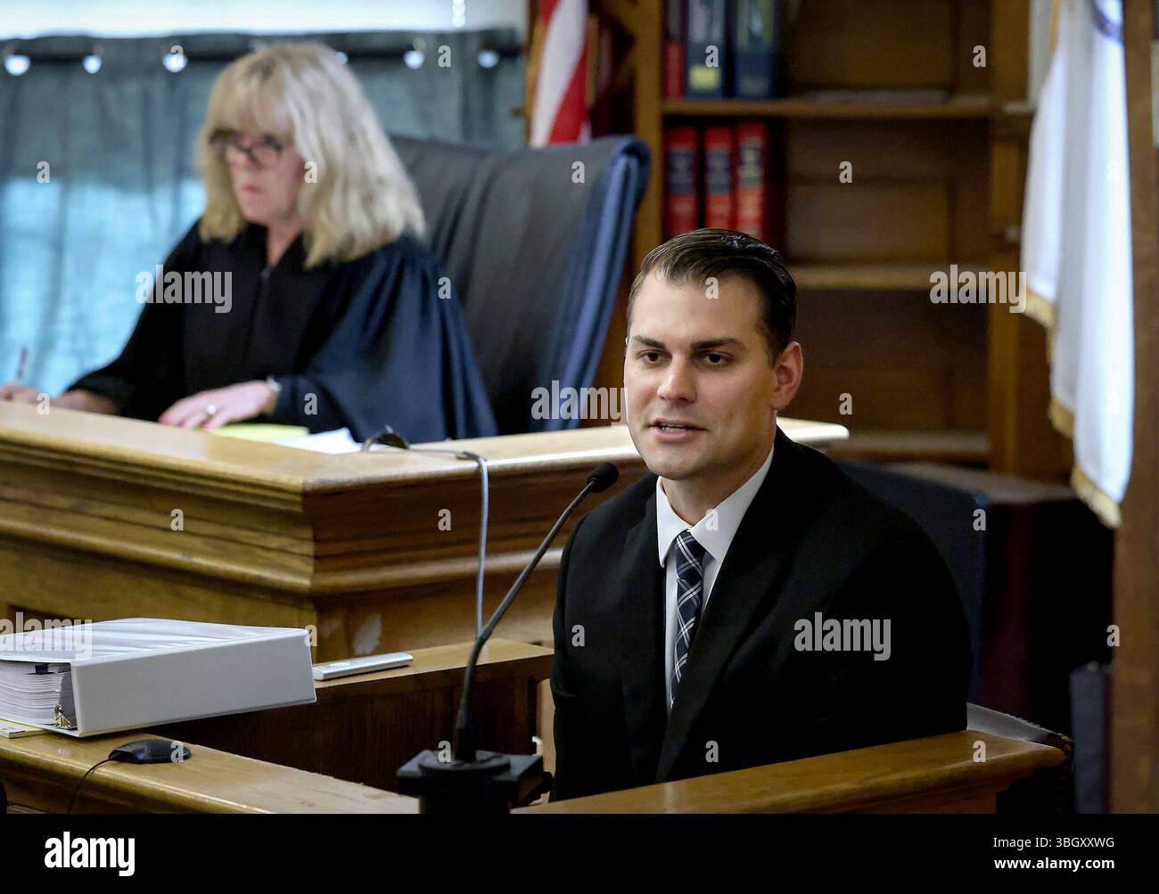 Accident reconstruction specialist Dr. Daniel Wolfe testifies during ...