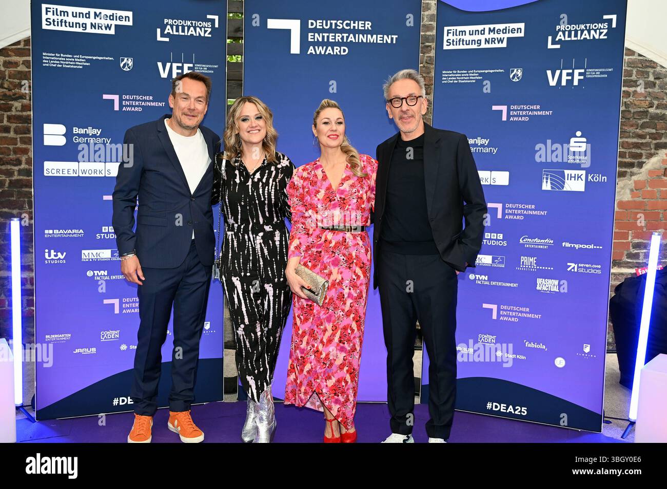 Rolf Hellgardt, Geschäftsführer der Prime Productions, Schauspielerin ...