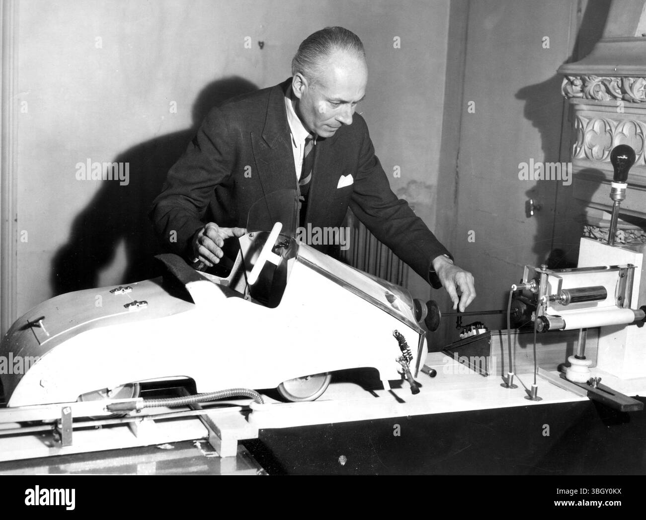 Auto give Black and White Stock Photos & Images - Alamy