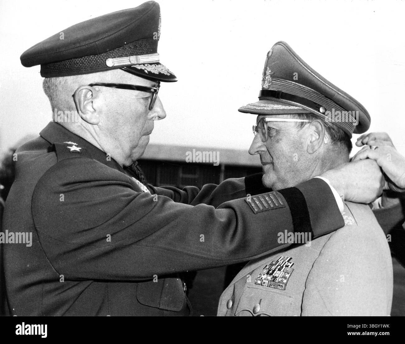 Us army in europe Black and White Stock Photos & Images - Alamy
