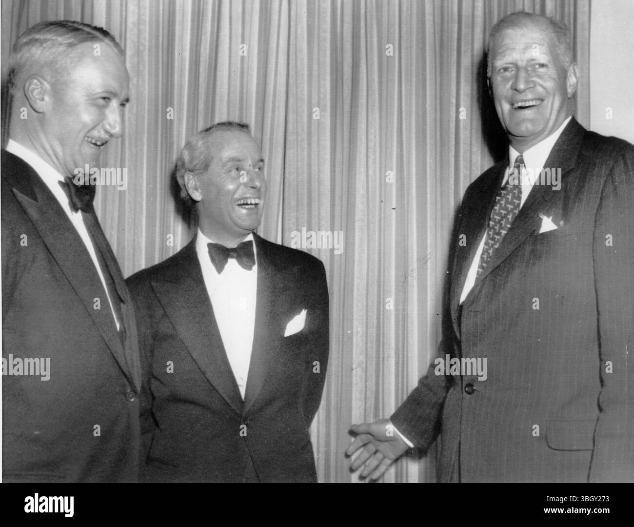 Sir robert scott Black and White Stock Photos & Images - Alamy