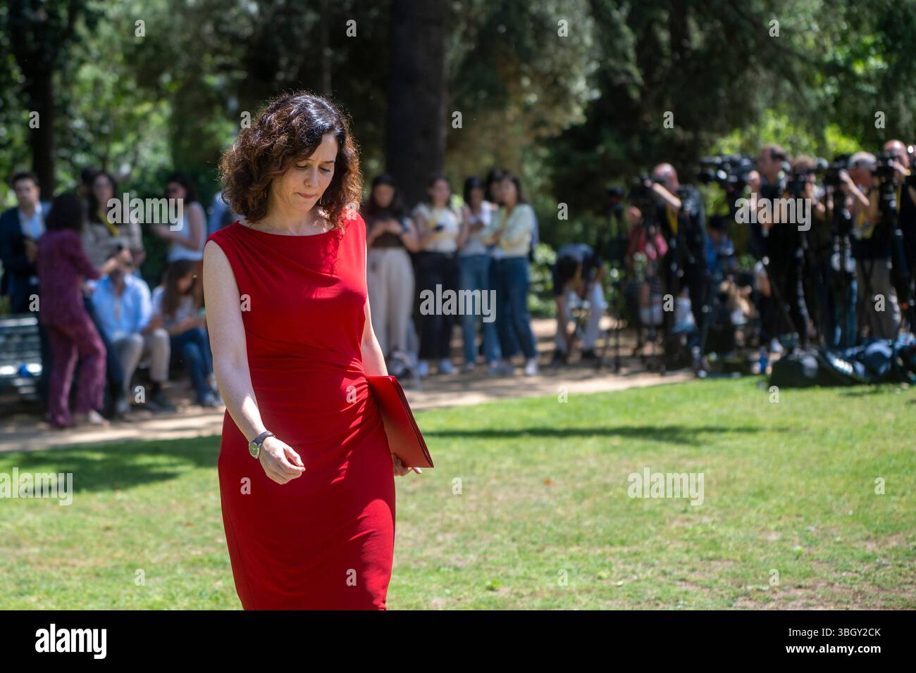 The President of the Community of Madrid, Isabel Díaz Ayuso, makes a ...