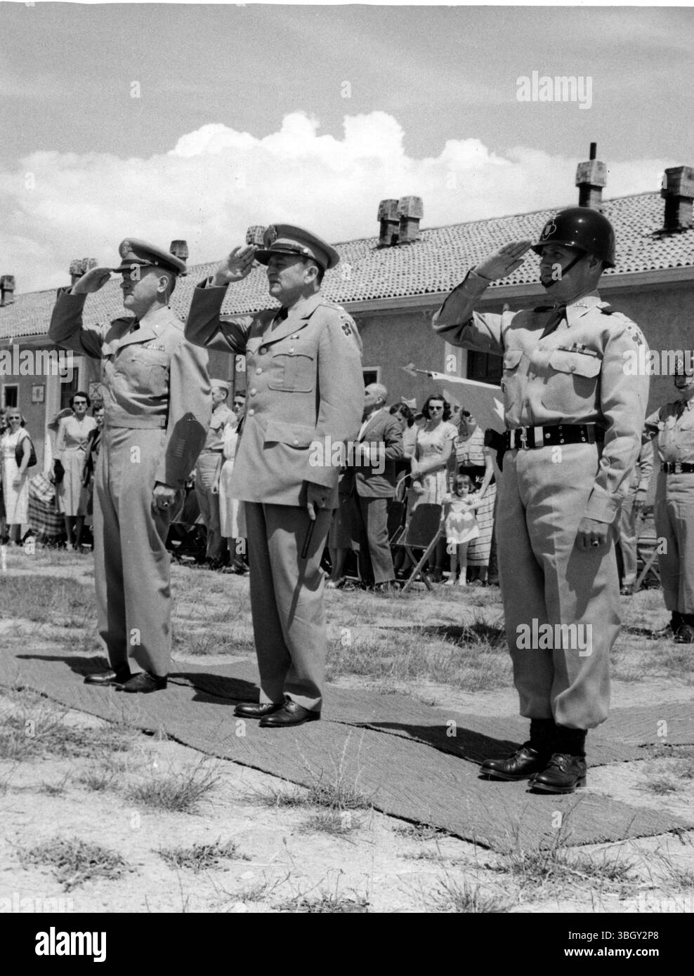 General lawton collins us hi-res stock photography and images - Alamy