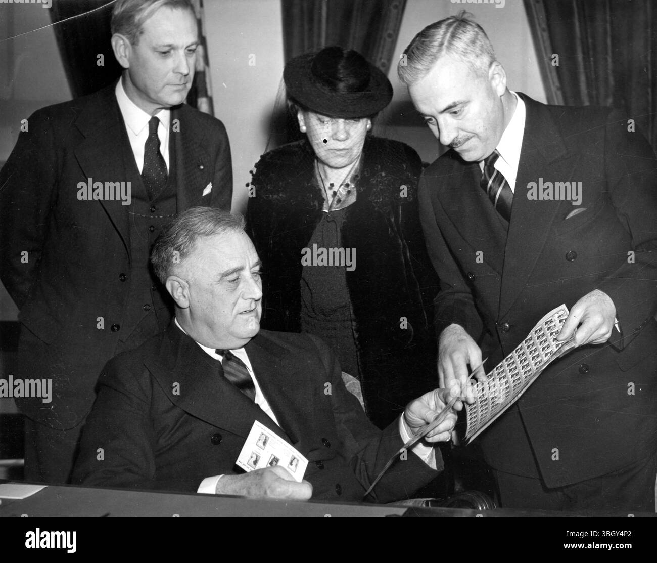 Dr ernest grant hi-res stock photography and images - Alamy