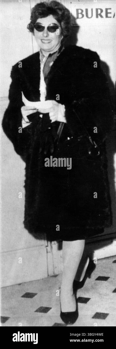 Viviane Romance 20 December 1959 Stock Photo - Alamy