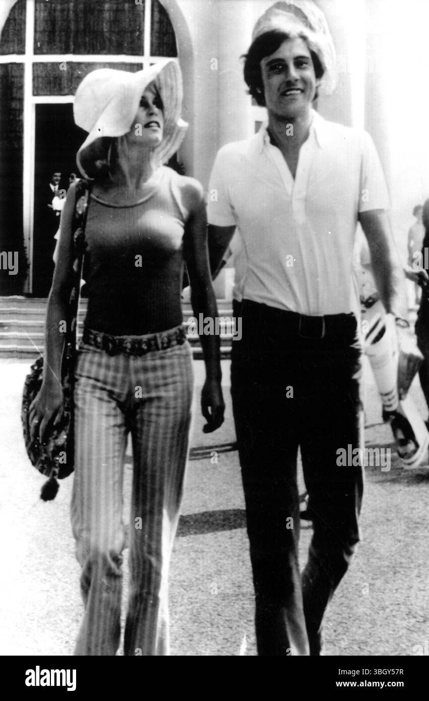 Gigi Rizzi and Brigitte Bardot 26 July 1968 Stock Photo - Alamy