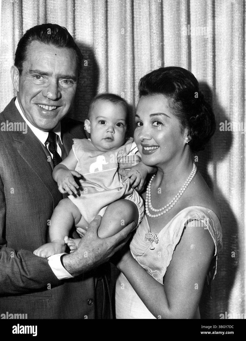 Actor Edmund O'Brien and his wife, former actress Olga Juan ...