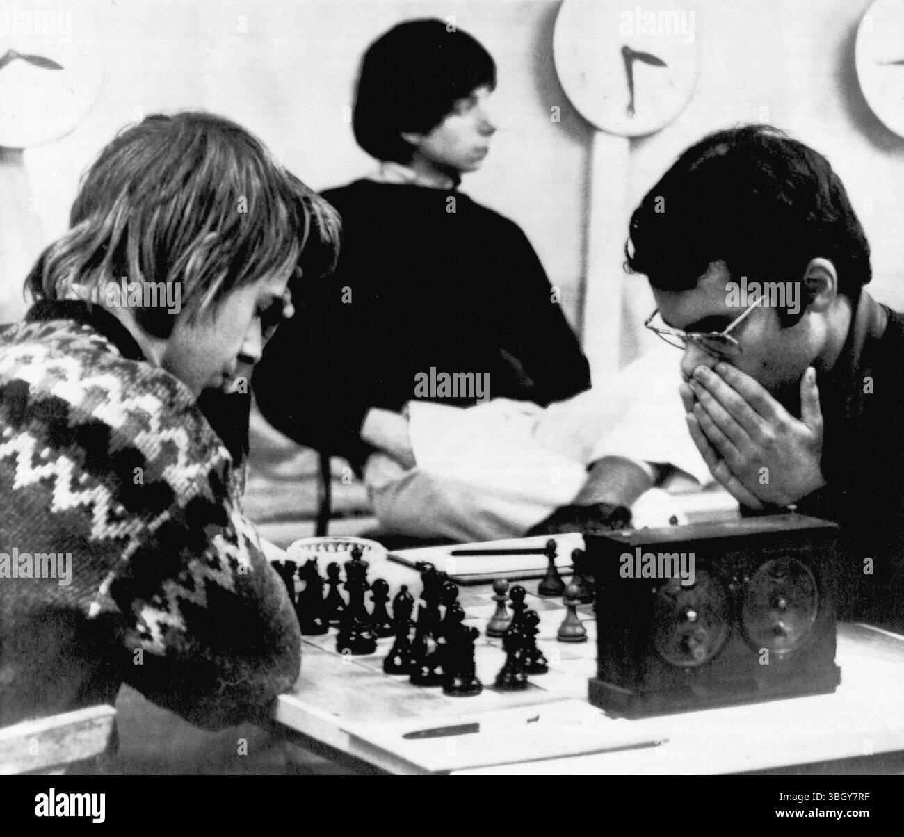 Swedish International Chess Master, Ulf Andersson, left, and Brazillian ...