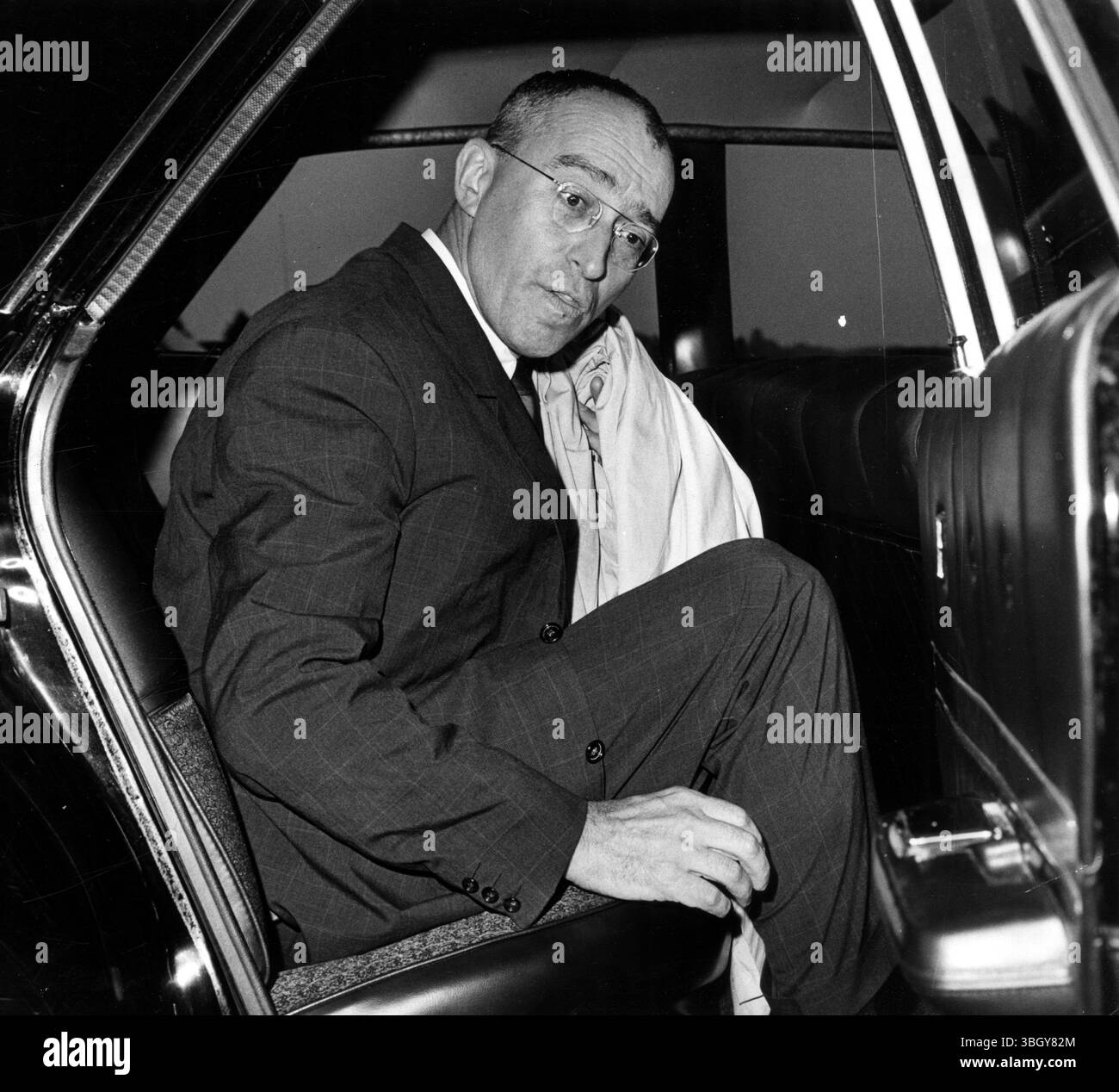 A limousine house Black and White Stock Photos & Images - Alamy