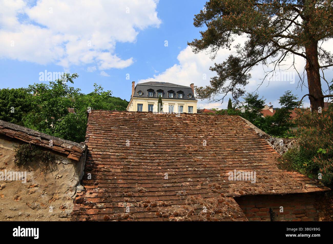Panorama chevreuse commune valley in hi-res stock photography and ...