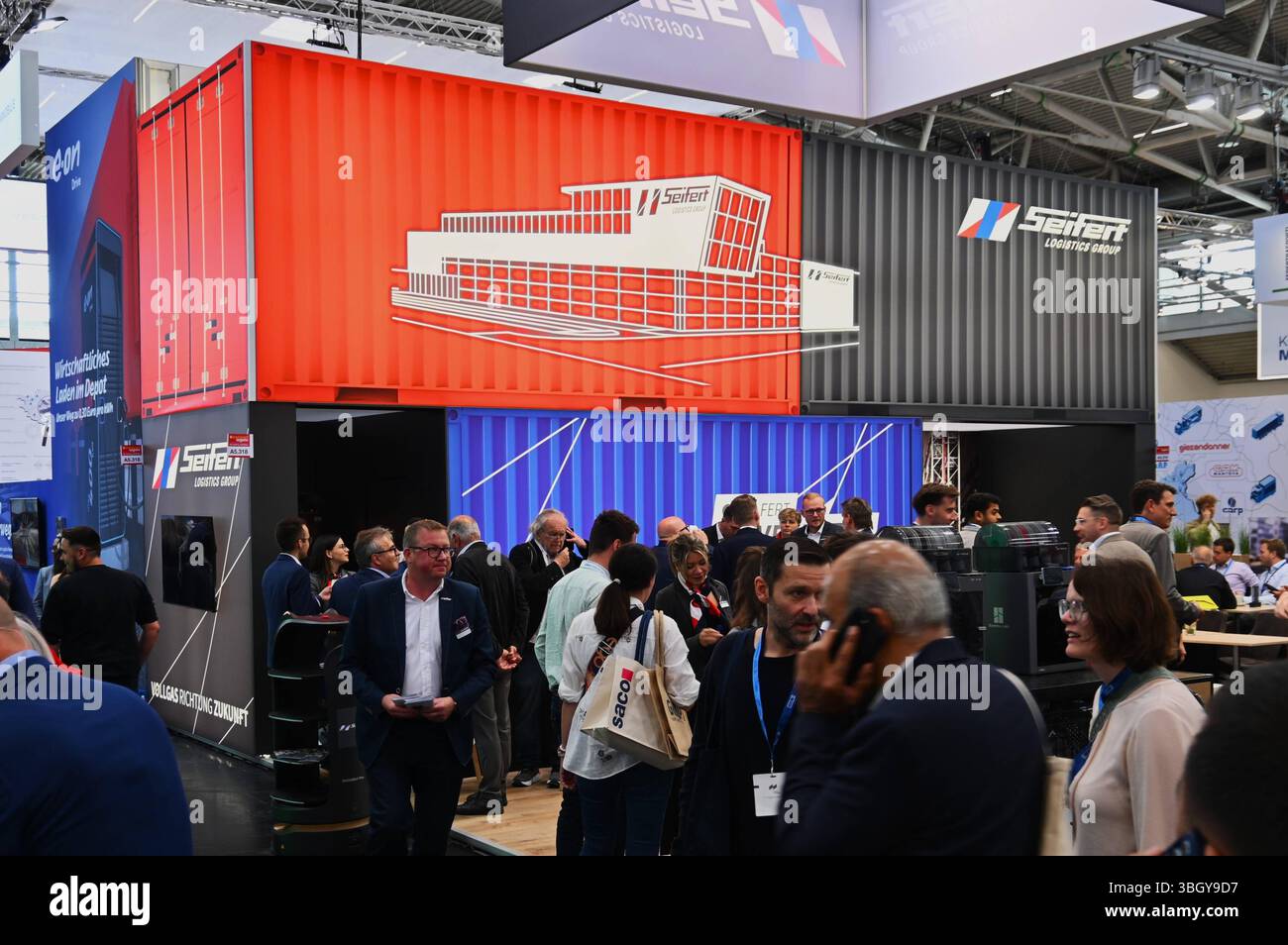 Messe München. Die transport logistic ist die weltweit grösste Fachmesse für Logistik, Mobilität ...