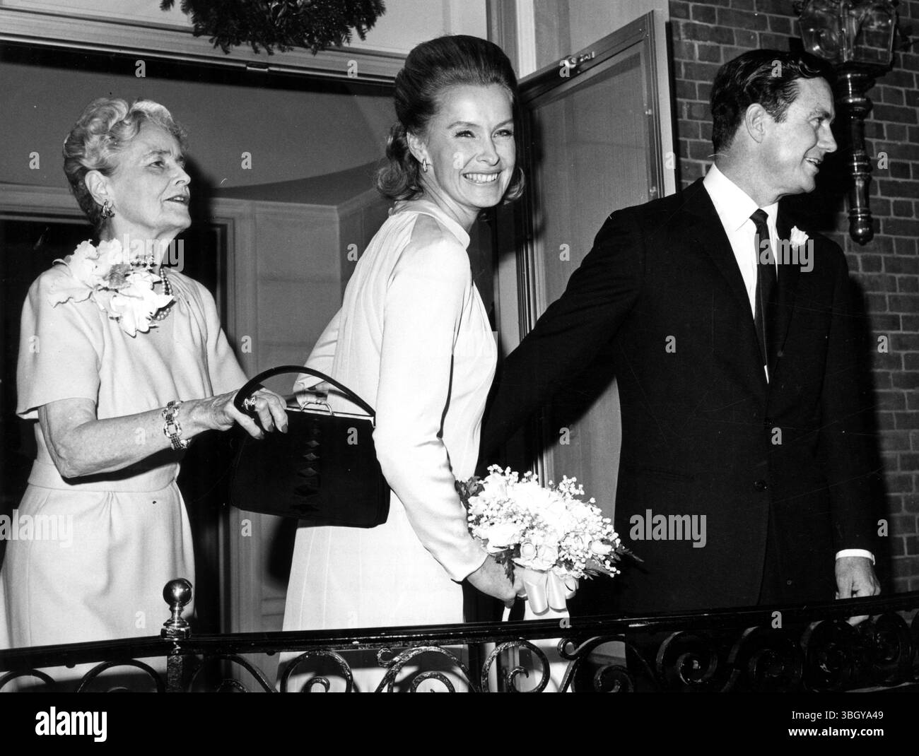 Actress Dina Merrill and actor Cliff Robertson leave Washington DC, the ...