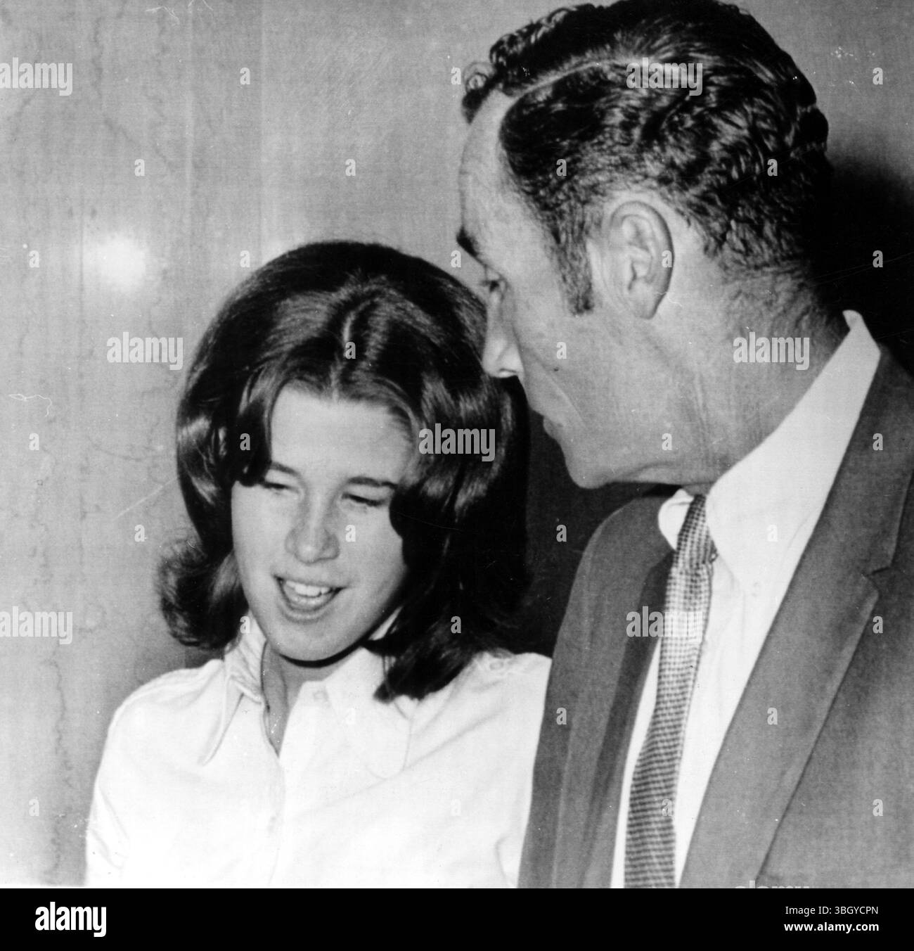 Final prosecution witness in the Manson murder trial, 17-year-old ...