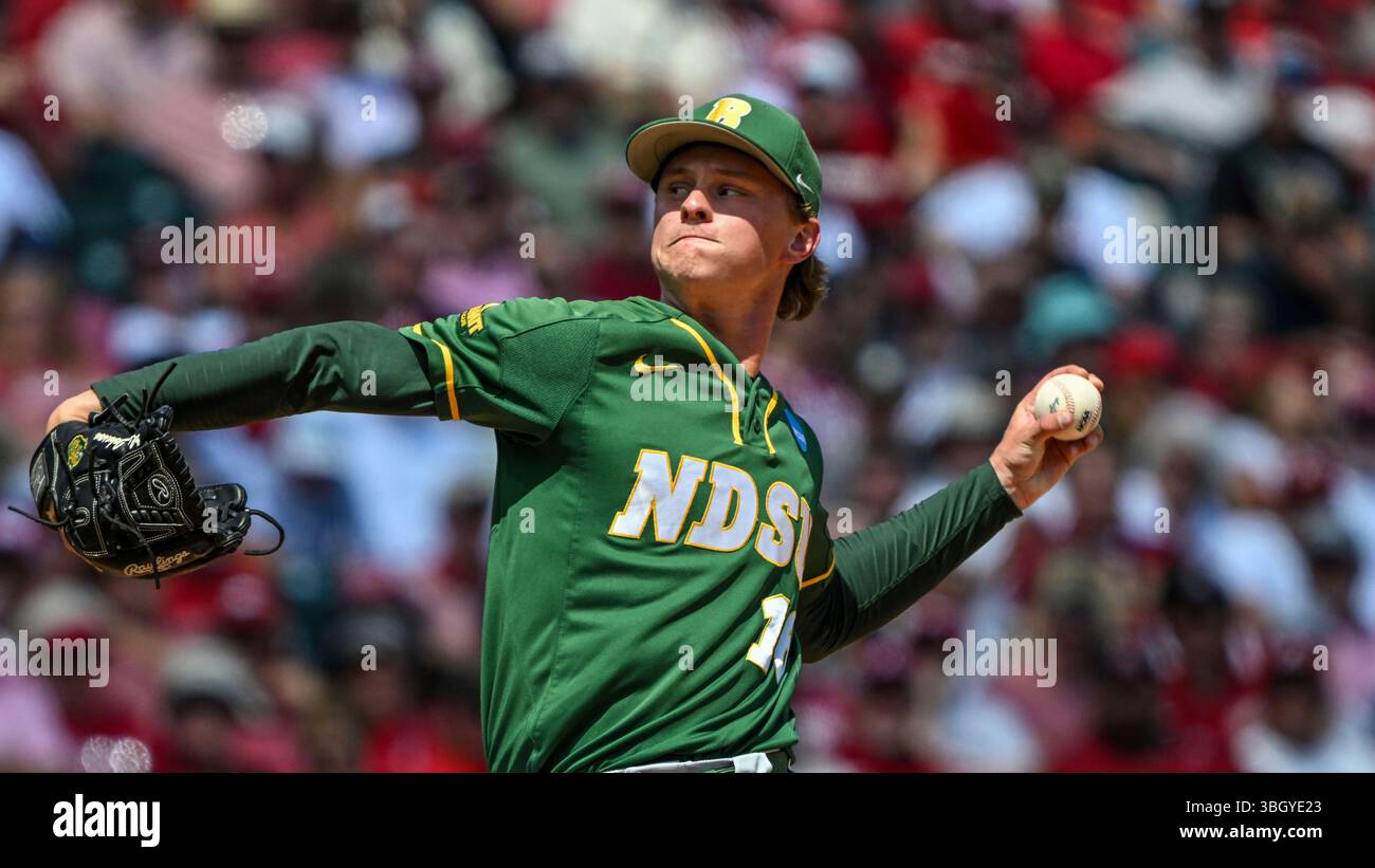 North Dakota State pitcher Nolan Johnson (16) throws against Arkansas ...