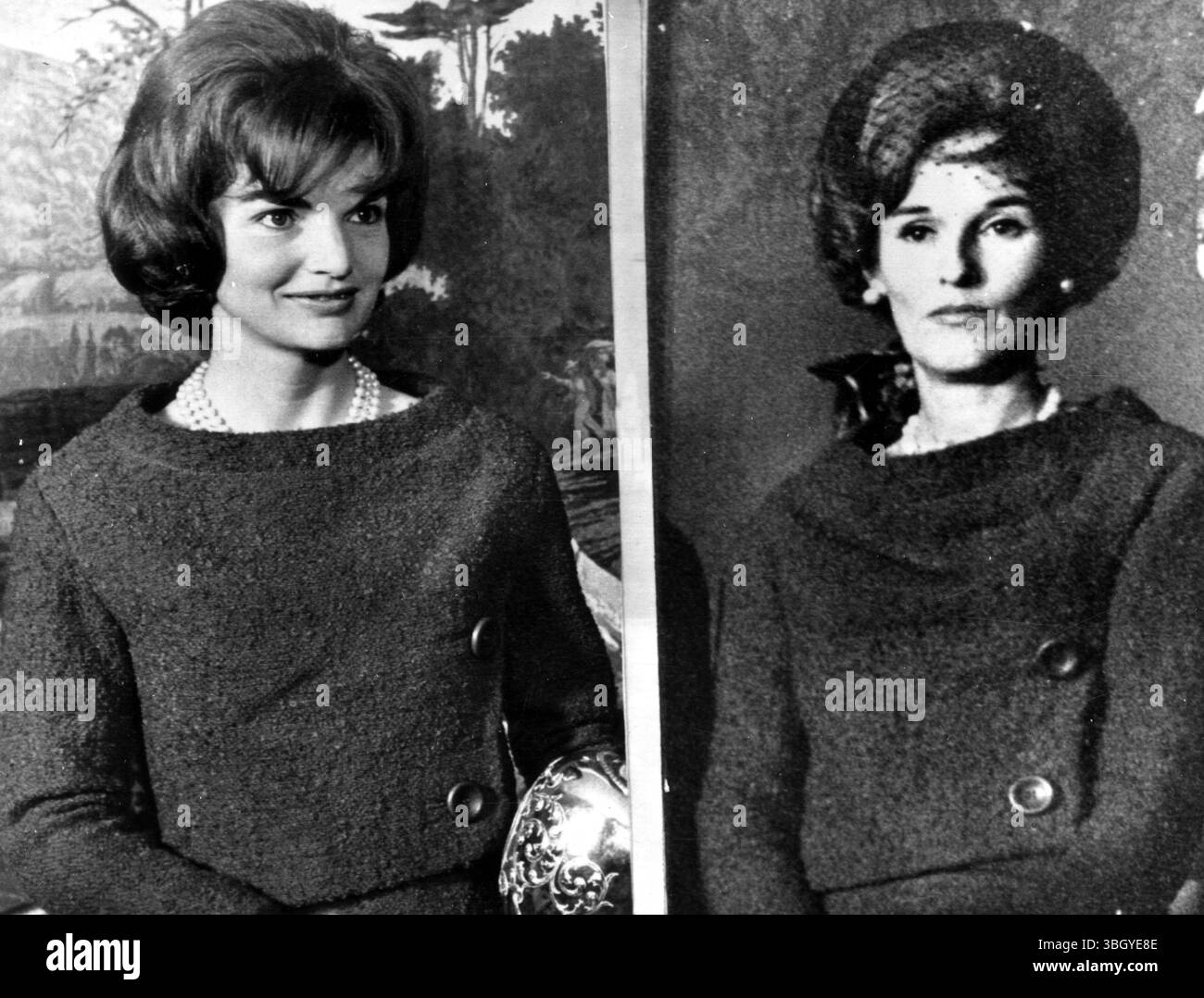 Jacqueline Kennedy barely escaped appearing in a dress identical to ...